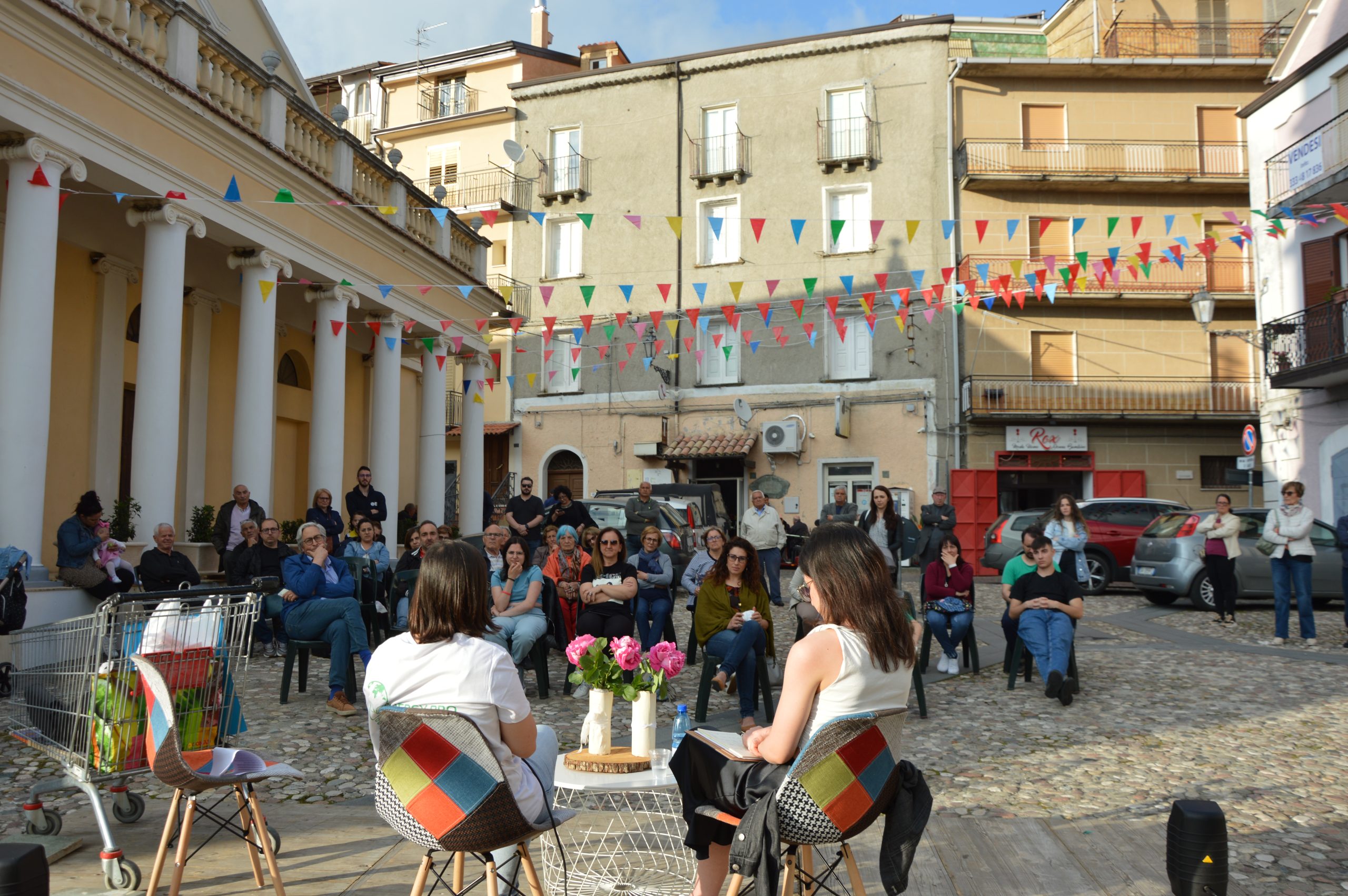 A Conflenti inizia Momenti Festival", la settimana di arte e cultura ...