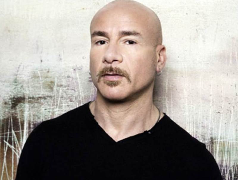 Mario Venuti dal vivo, il 6 agosto, in piazza Garibaldi