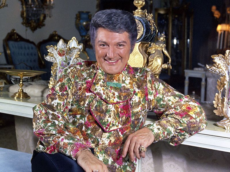 Il pianista Liberace. Italo-americano originario di Formia - itLatina