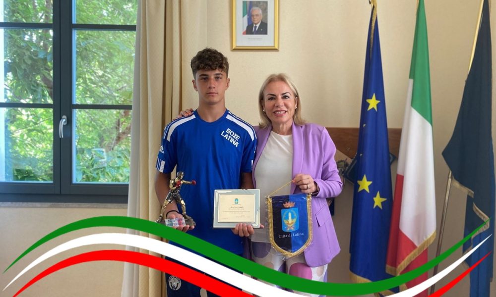 Mattia Turrin giovane pugile premiato, orgoglio della città - itLatina