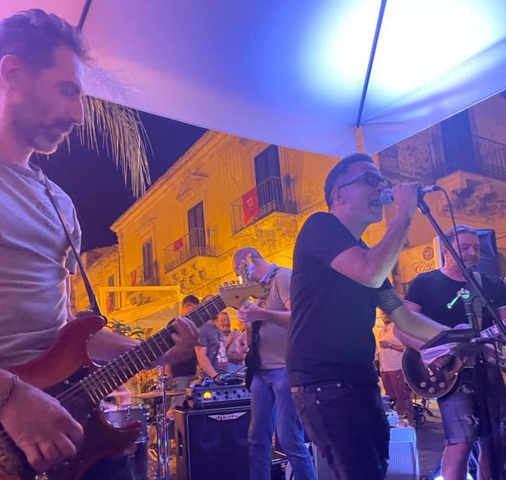 Hot Stuff, la band della kripta e la reunion - itPalazzoloAcreide