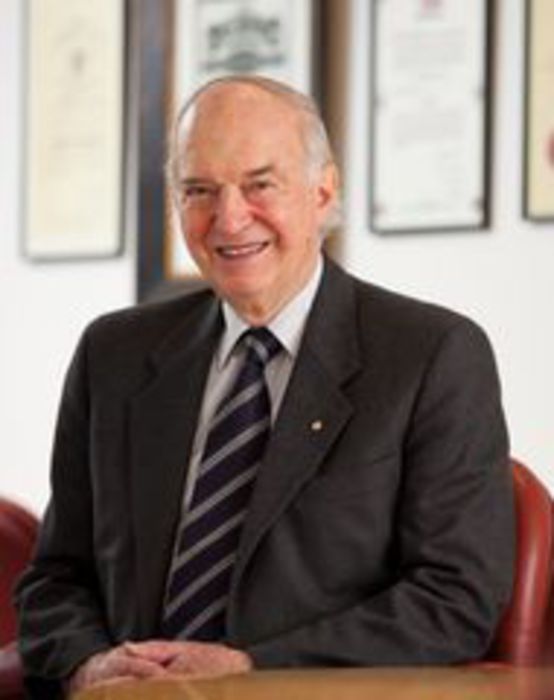 Lutto per la morte di James Gobbo, il grande veneto-australiano - itVenezia